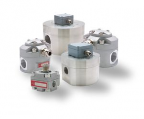 Oval wheel flow meter PETROSYSTEM