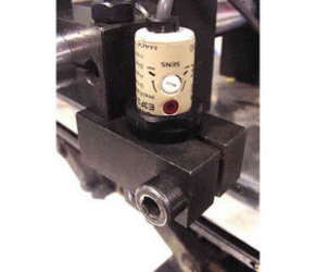 Photoelectric sensor / direct reflection sensor / cylindrical ...